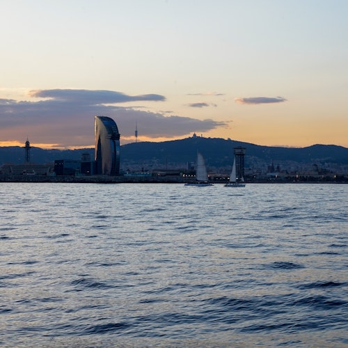 Eco Catamaran: Barcelona Golden Sunset and Chill-out | Andalucia.com