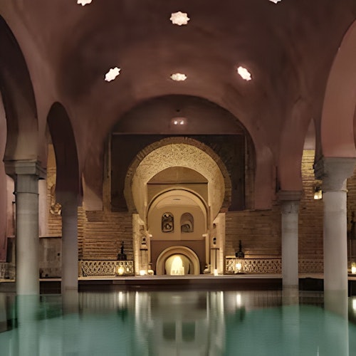 Granada: Alhambra Guided Tour + Arabian Bath | Andalucia.com